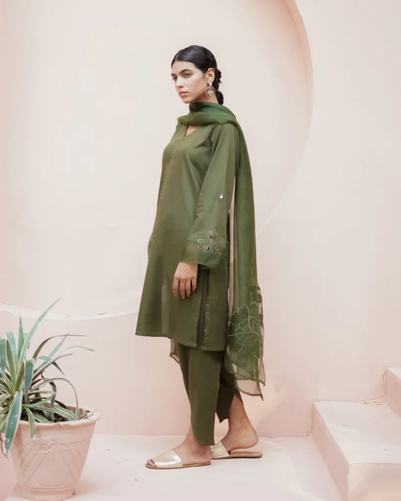 Shop By Look - Swaroop Fashion